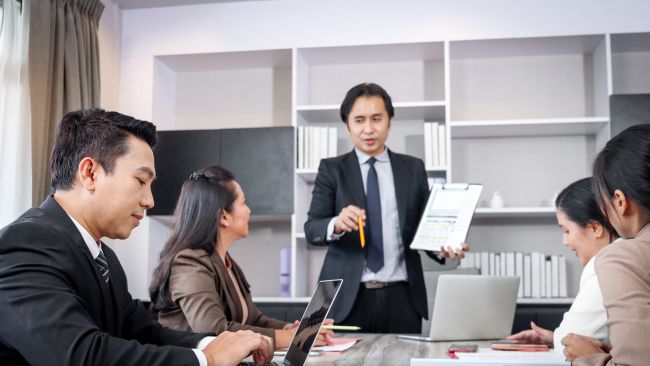 Bachelor of Business Human Resource Management Honours at HELP | StudyNext